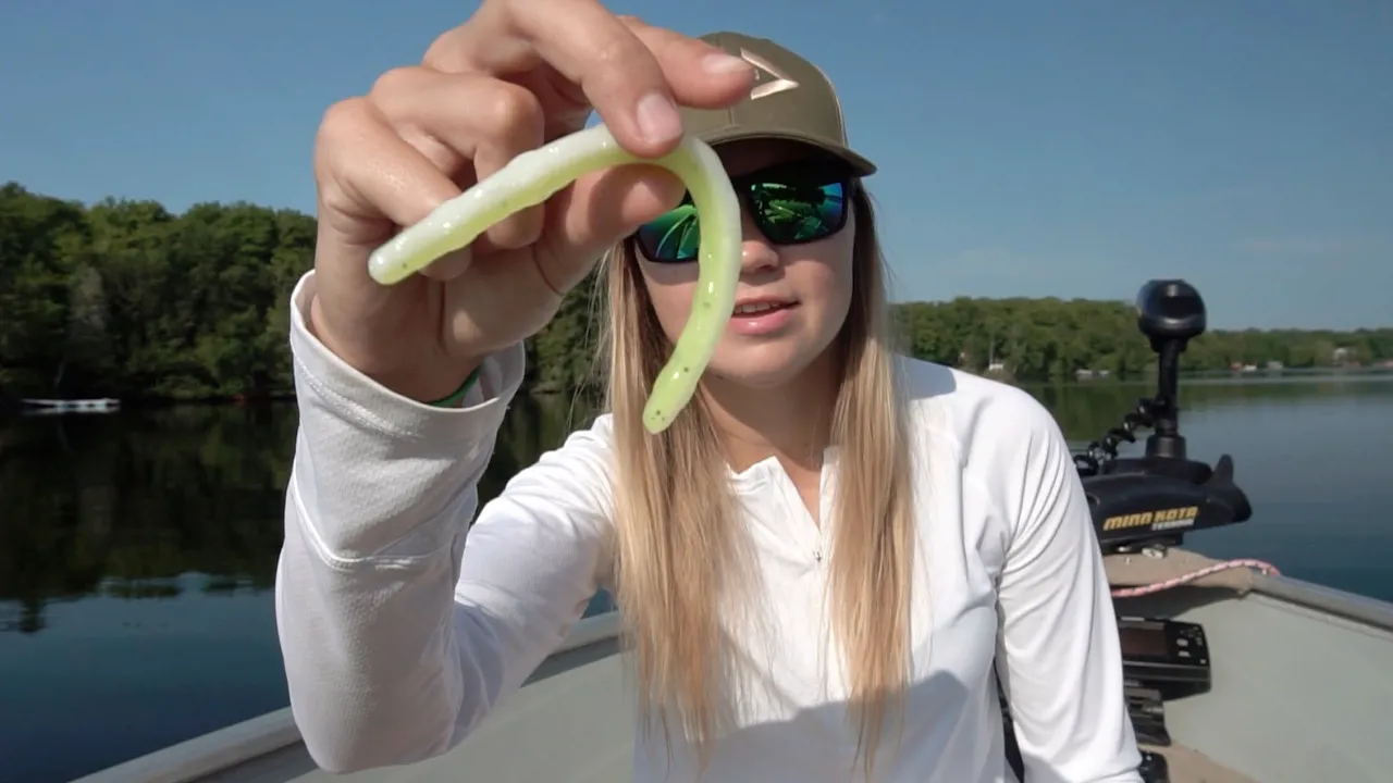 Watch Smashing Bass on a Crazy Coloured Worm!! Video on Tackle.net
